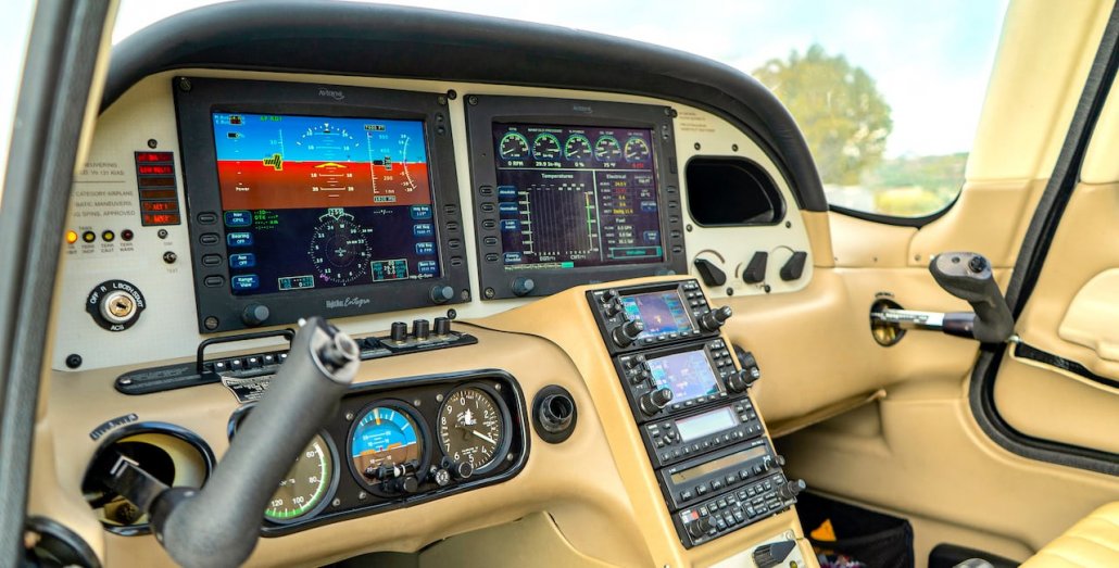 SIMLAB - Airplane Simulators: Crew Flight Simulator Lab | Grupo One Air