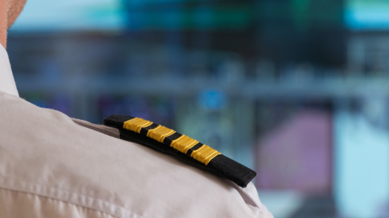 Pilot Stripes: Which are they? - Grupo One Air