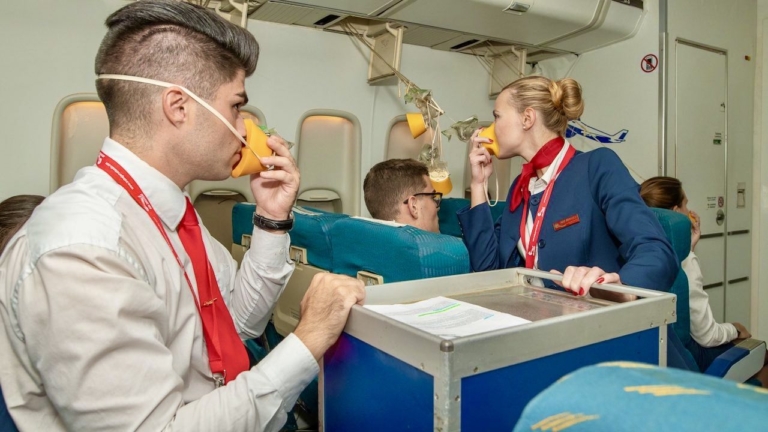 Cabin depressurization: Understanding pressure on aircraft - Grupo One Air