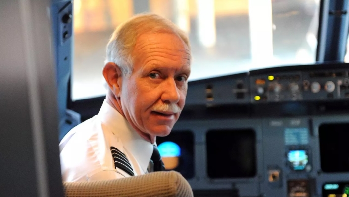 Chesley Sullenberger, the captain behind the Hudson river miracle ...