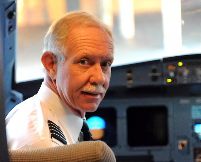 Famous Aviators Archives - Grupo One Air