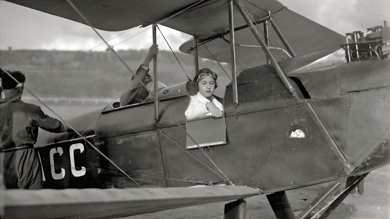 Who was María Bernaldo de Quirós? The story of a pioneering - Grupo One Air